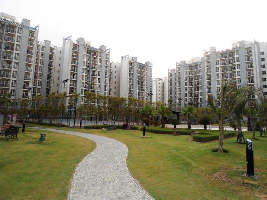 Grand Omaxe in Sector 93b Noida by Omaxe Limited - RealEstateIndia.Com