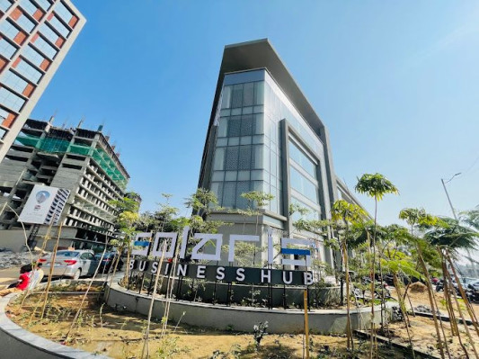 Solaris Business Hub in Naranpura, Ahmedabad by AARYAN INFRABUILD PVT ...